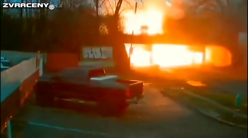 Zvrácený.cz - exploze LPG